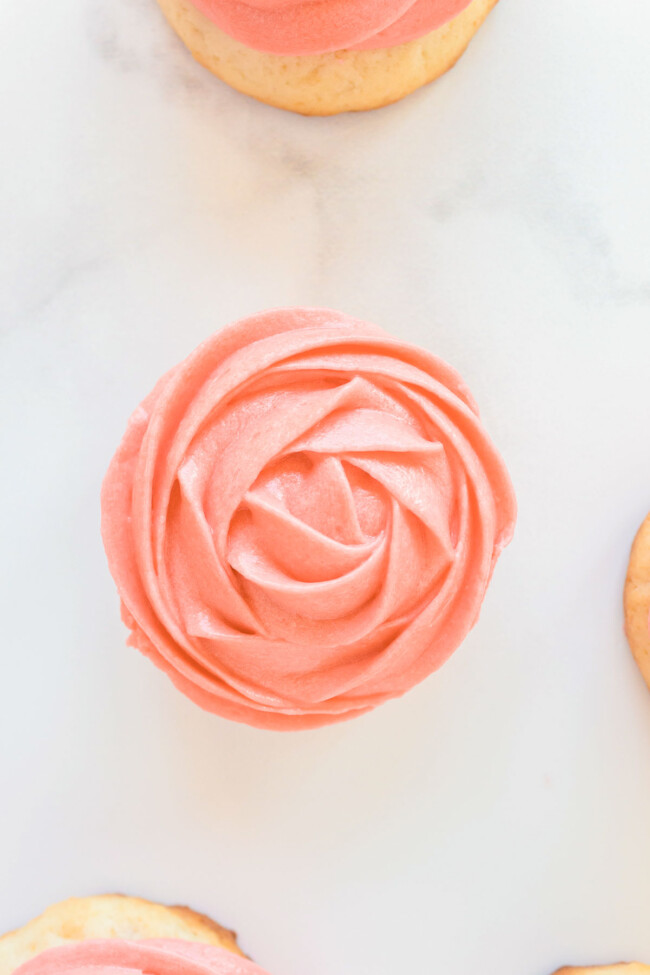 Champagne Cookies for NYE and Valentine's Day | Easy Cookie Recipes