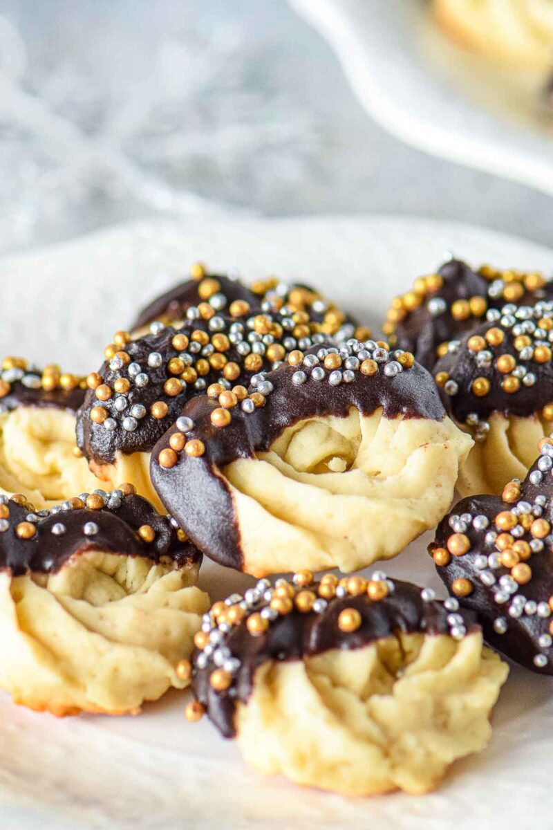 Chocolate-Dipped Butter Cookies - Easy Cookie Recipes