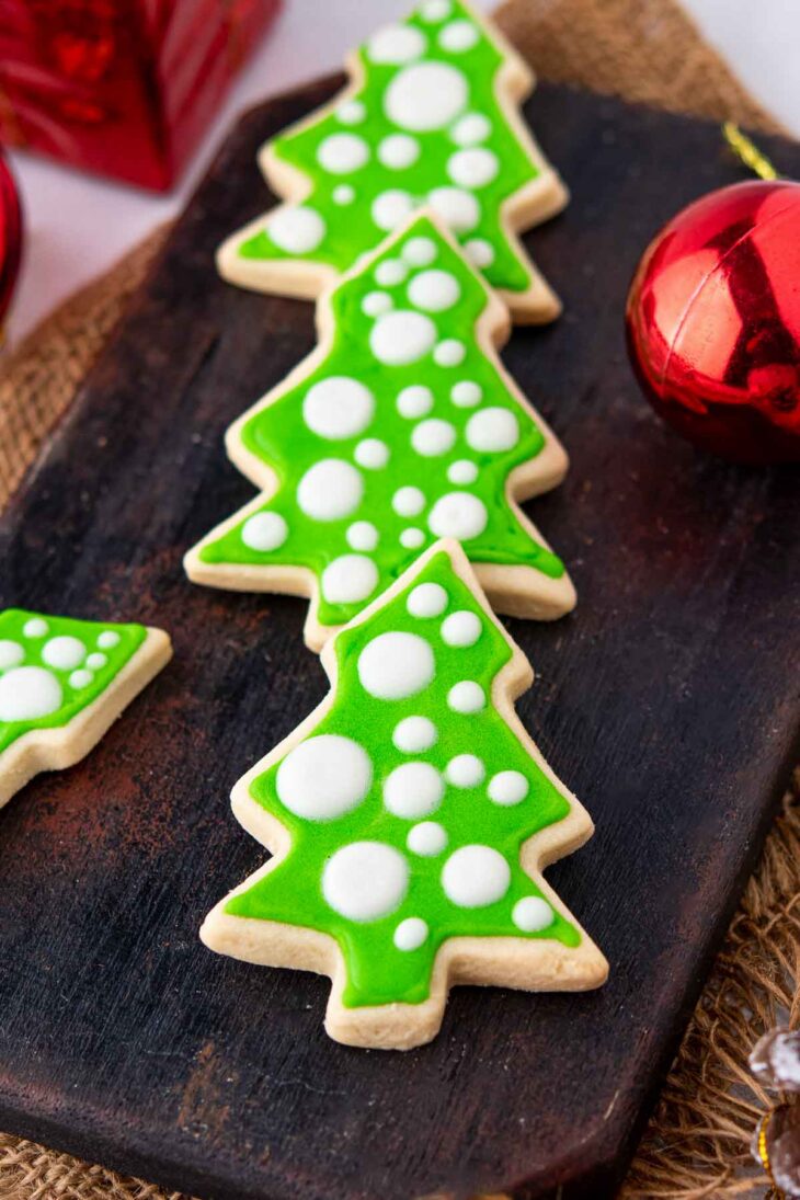 Christmas Tree Cookies - Easy Cookie Recipes